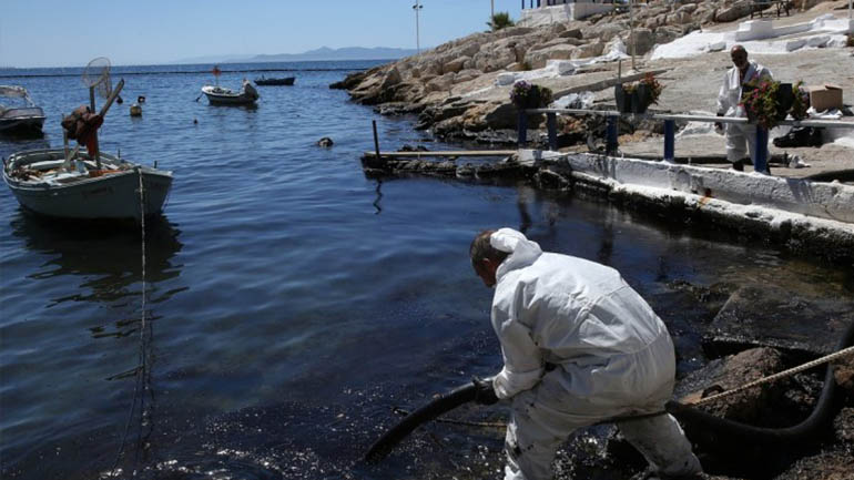 Ρύπανση Σαρωνικού με πετρελαιοκηλίδα - Aliment Lab